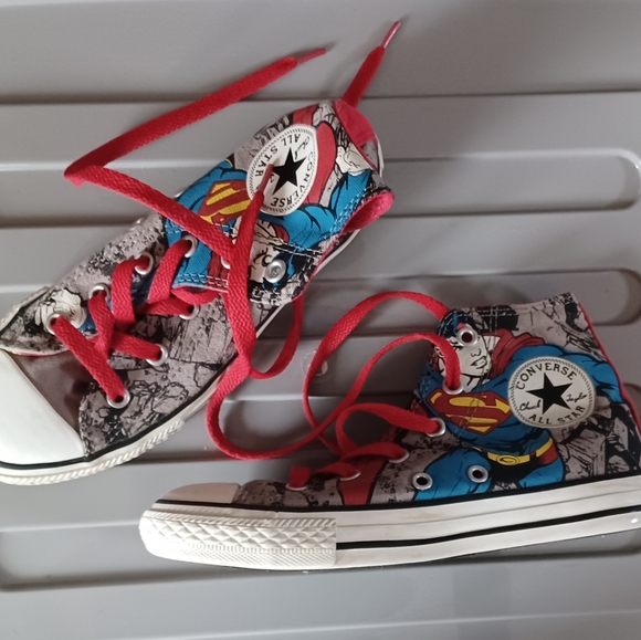 Converse | Shoes | Rare Superman Converse High Top Sneaker Edition Size ...